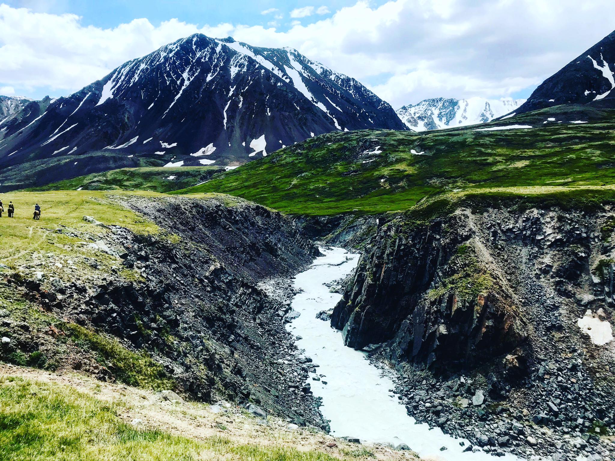 Mongolia's Altai Tavan Bogd National Park - In The Land Of The Gods
